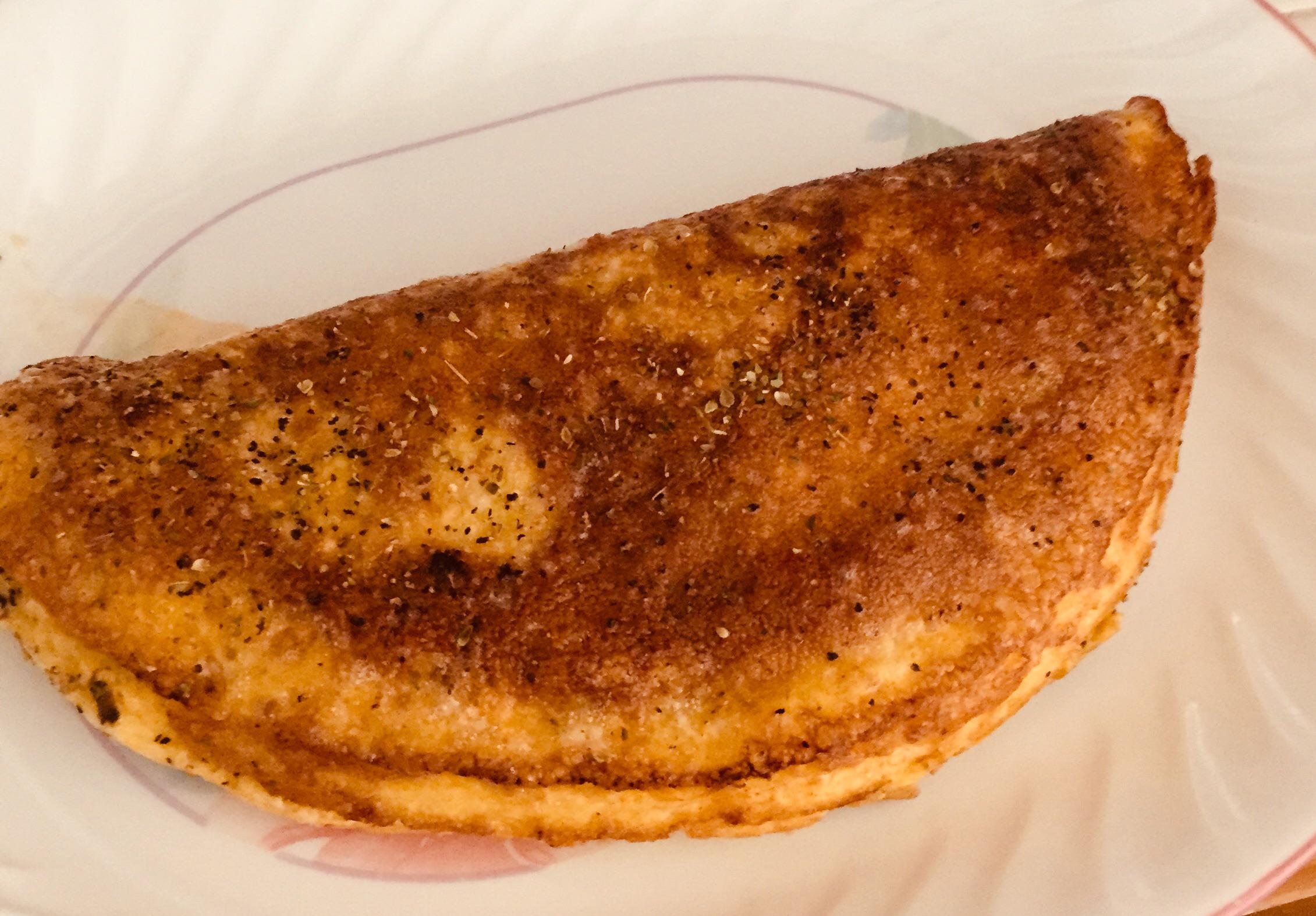 First time making an Omelet! Hopefully it looks good | Scrolller