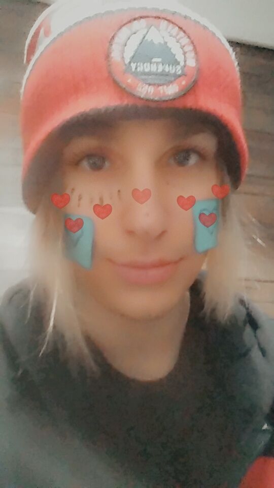 First time posting on reddit. Hello everyone :3 | Scrolller