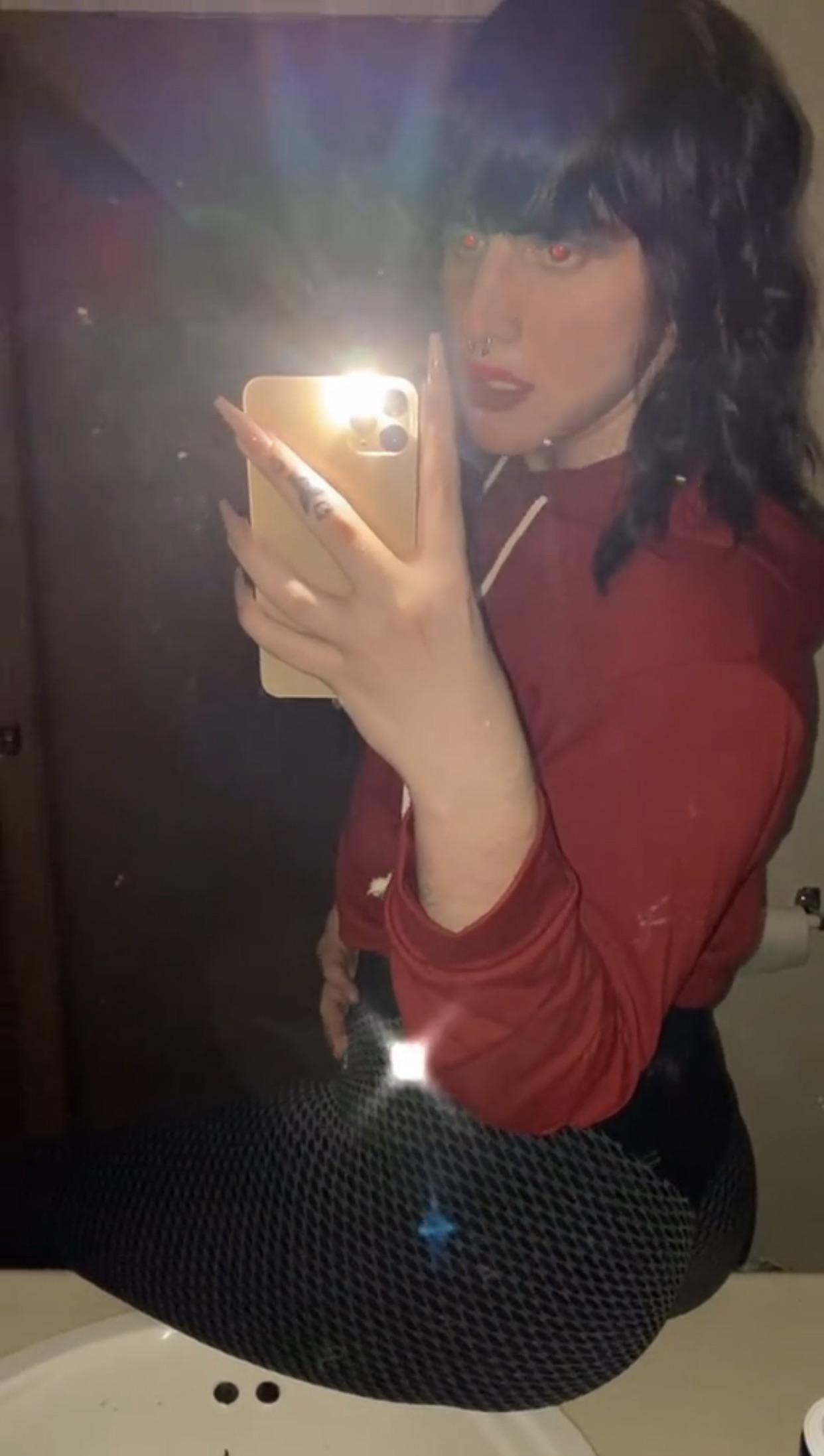 First time really trying to let my feminine side out. What do y’all think? | Scrolller