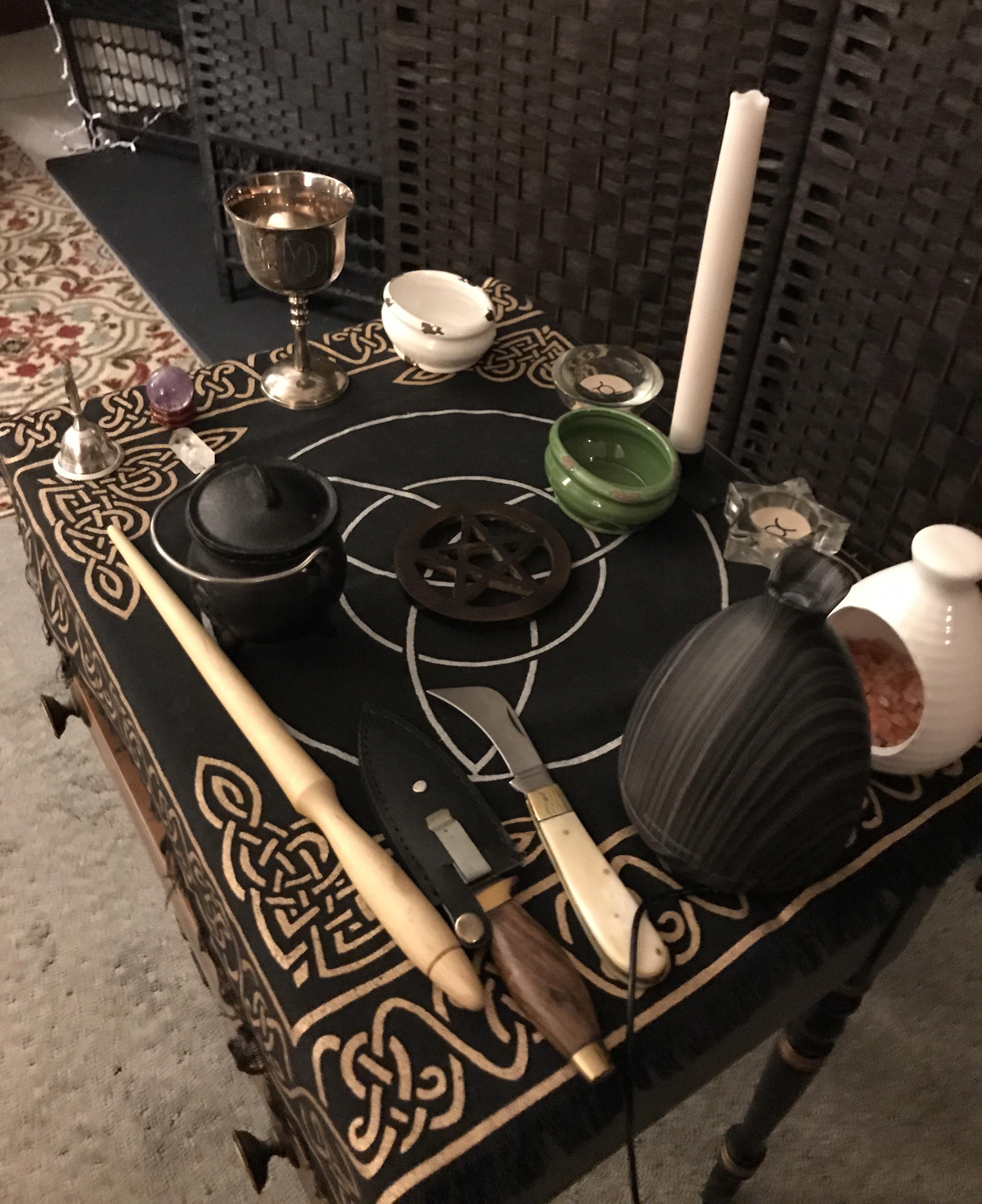 First time using a diffuser for ritual! | Scrolller