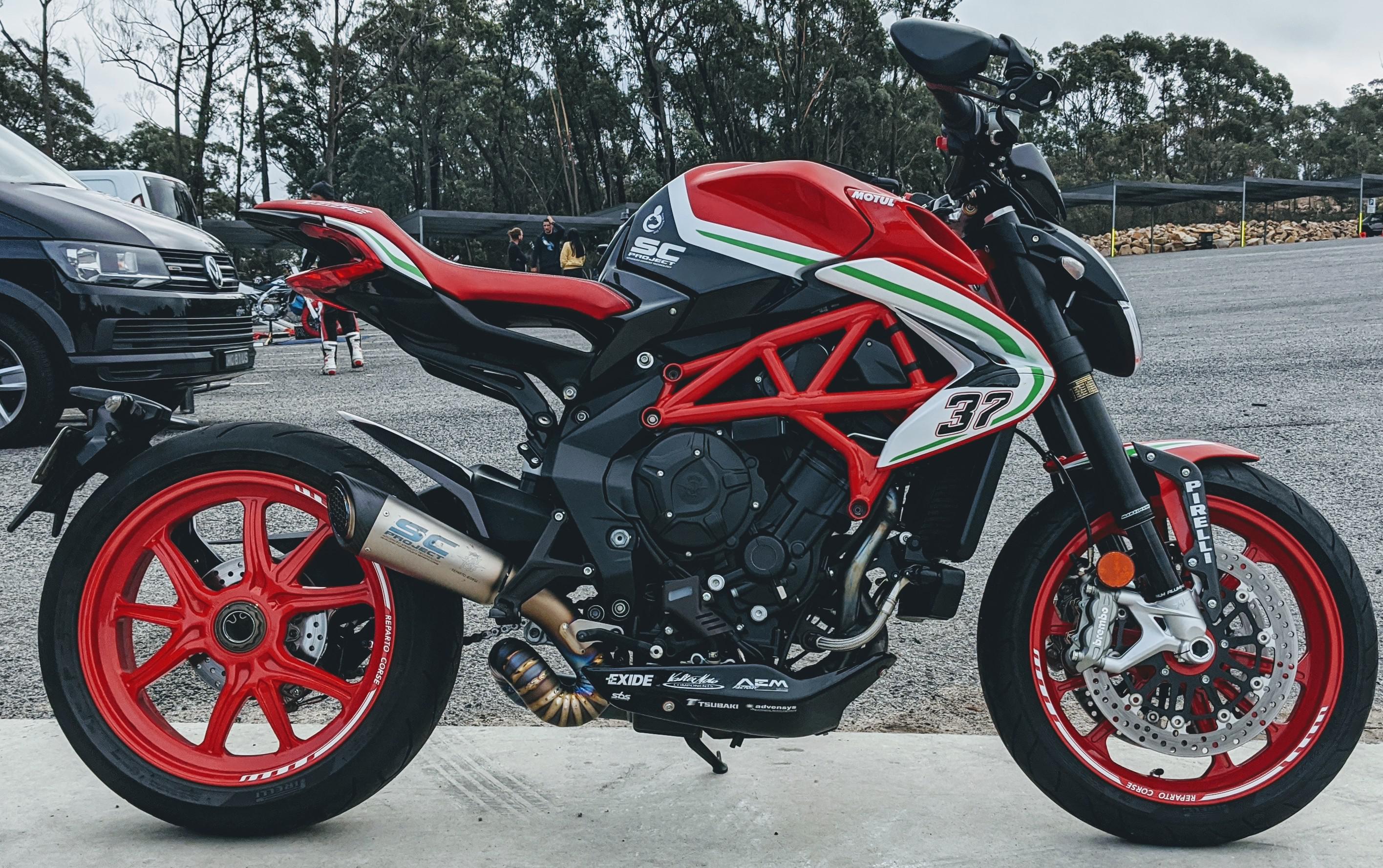 First track day on the Dragster - She was ready | Scrolller