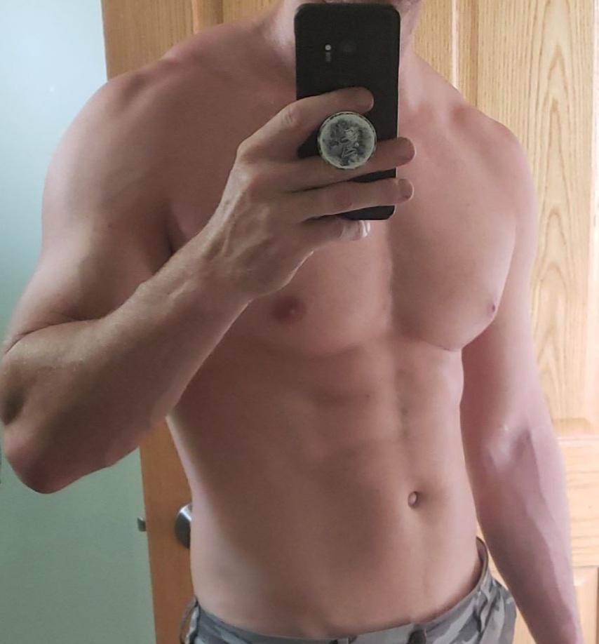 Fit male seeking ongoing FWB, Mattoon | Scrolller