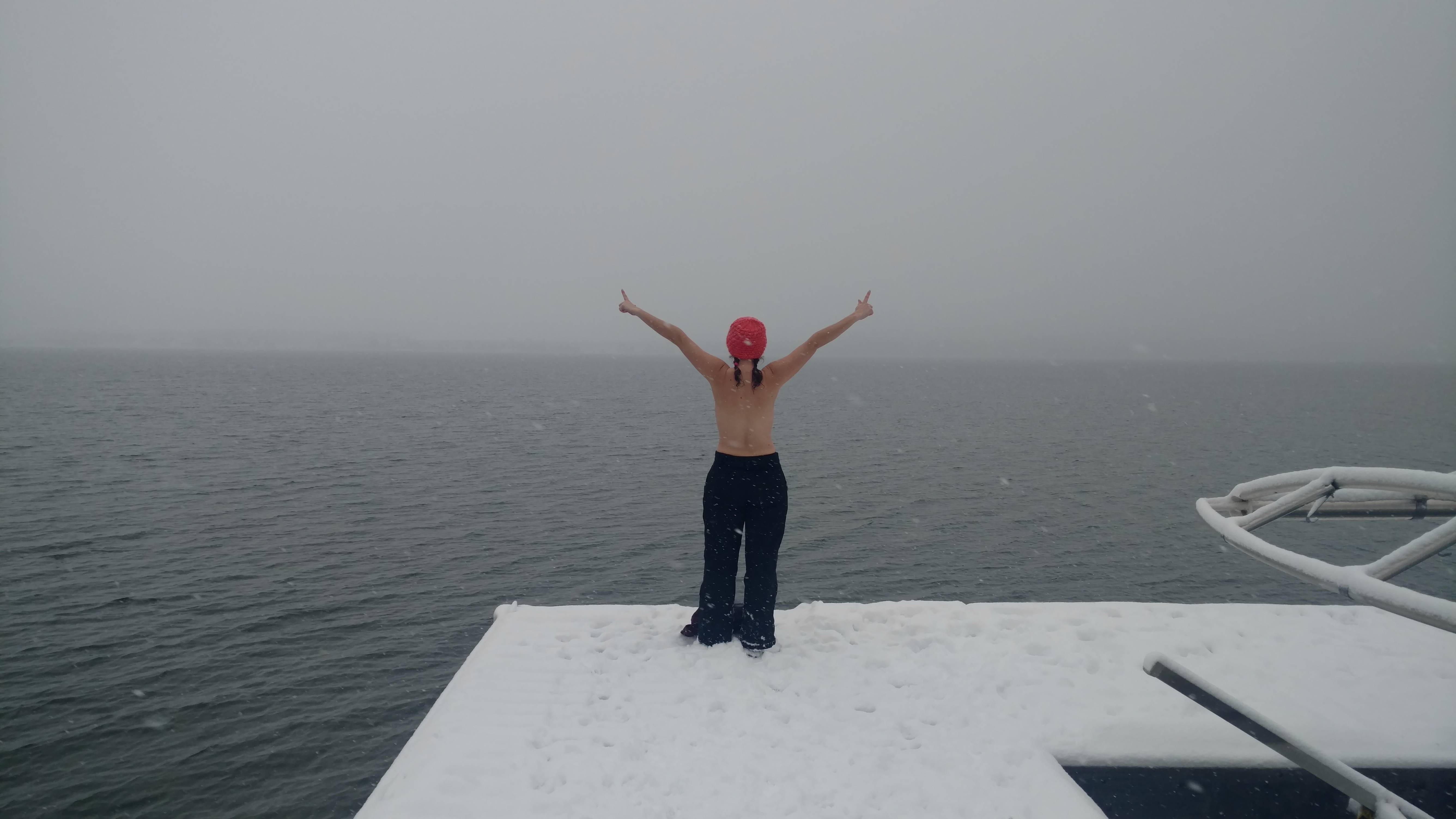 flashing Flathead Lake | Scrolller