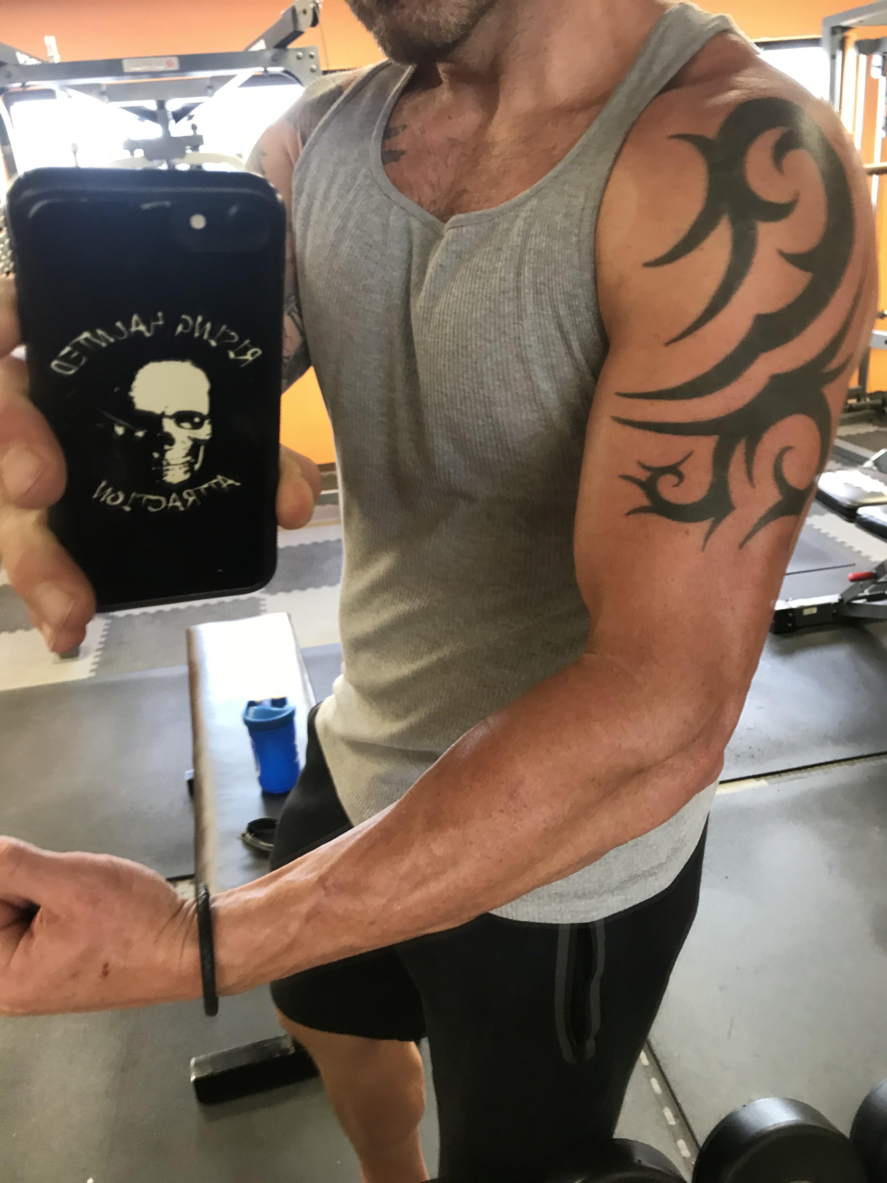 Flex Friday 💪🏼 | Scrolller