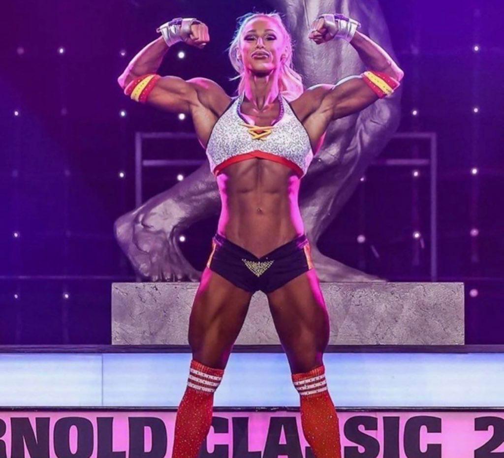 Flex Friday: Missy Truscott | Scrolller