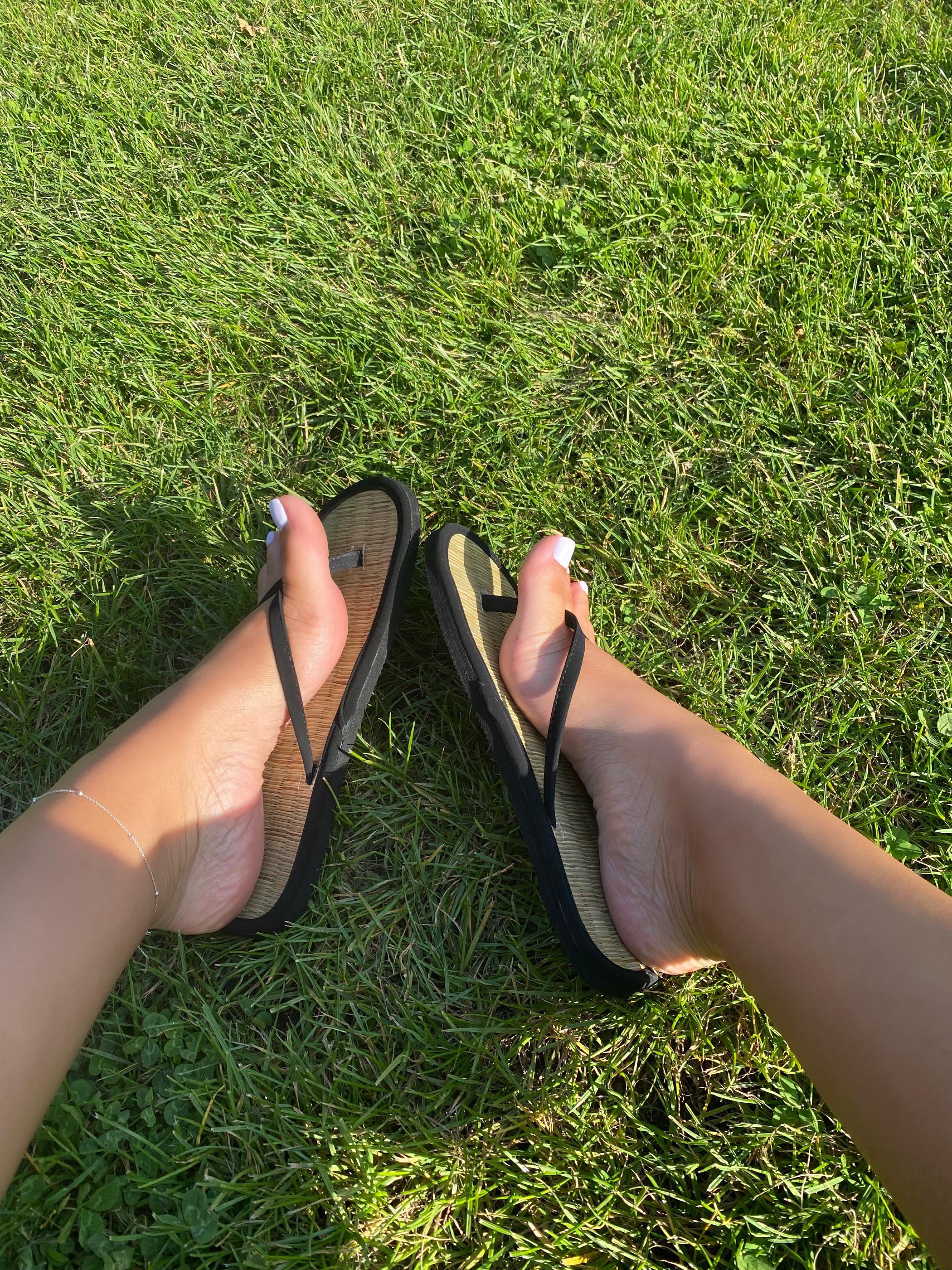 Flip flops 🤪 | Scrolller