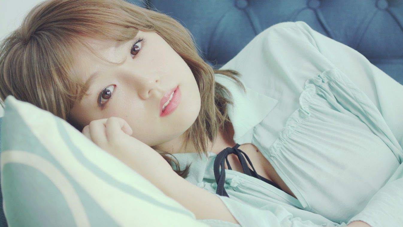 Floatin Like The Moon - MV Cut | Scrolller