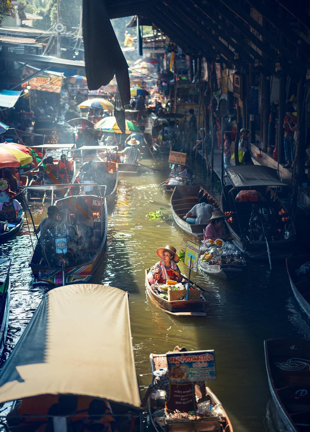Floating market in Bangkok (Nikon D850, NIKKOR 105mm F/1.4E ED) | Scrolller