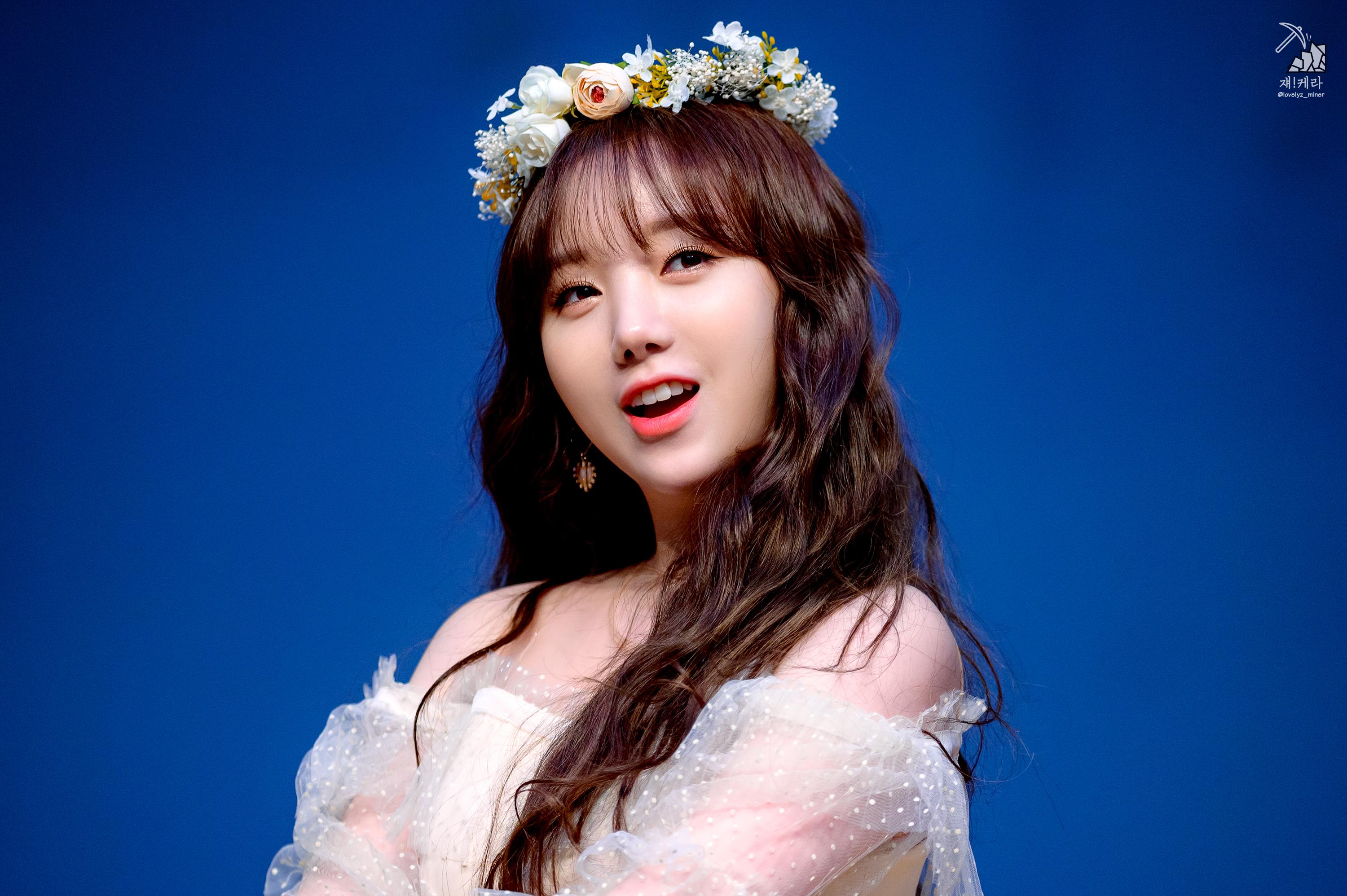 Flower Kei 💐 | Scrolller