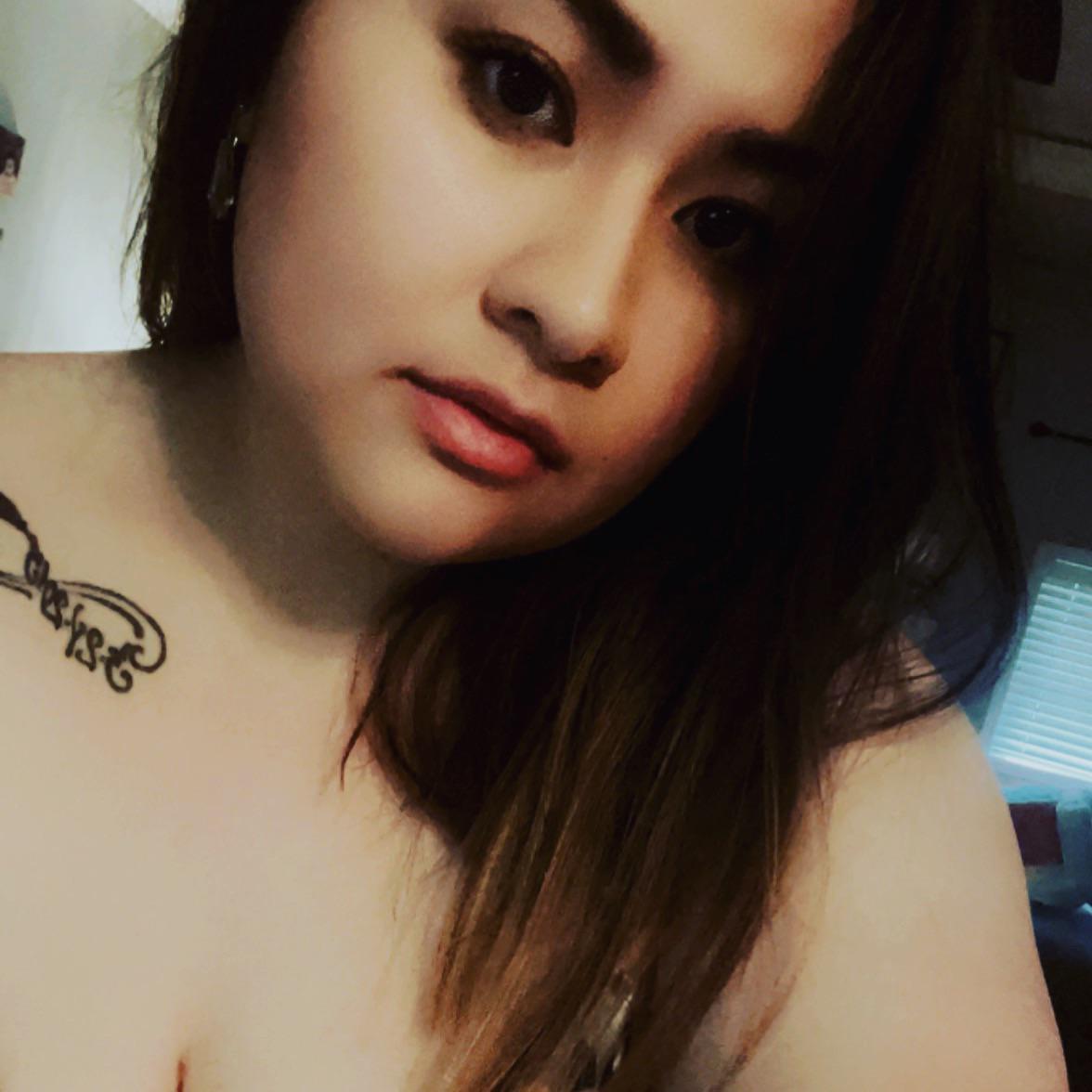 Follow me for a good tease 😘 custom content available too ofc | Scrolller