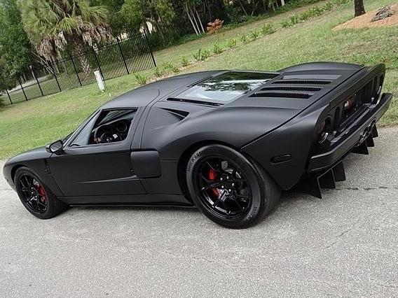 Ford GT in Matte Black (2005) | Scrolller