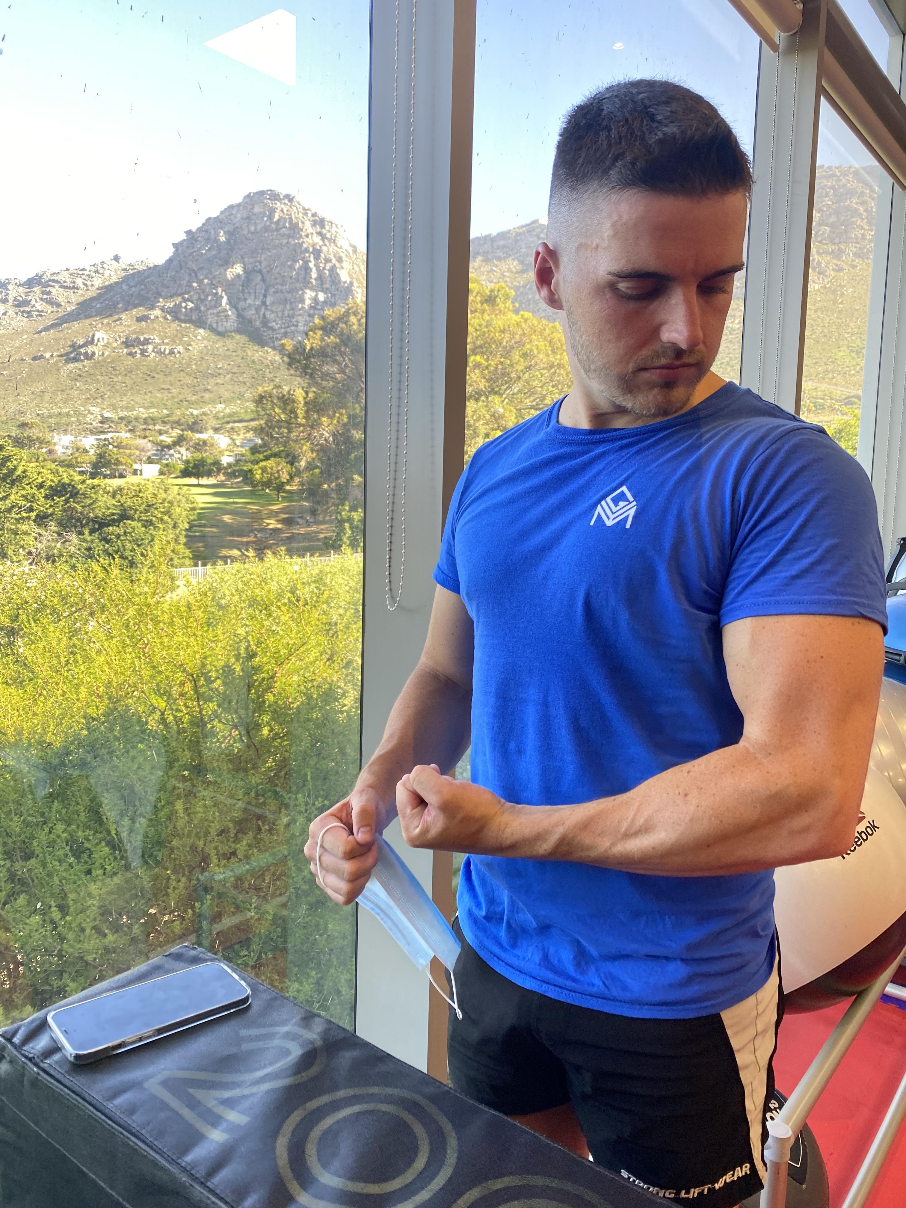 Forearms almost as big as my arm | Scrolller