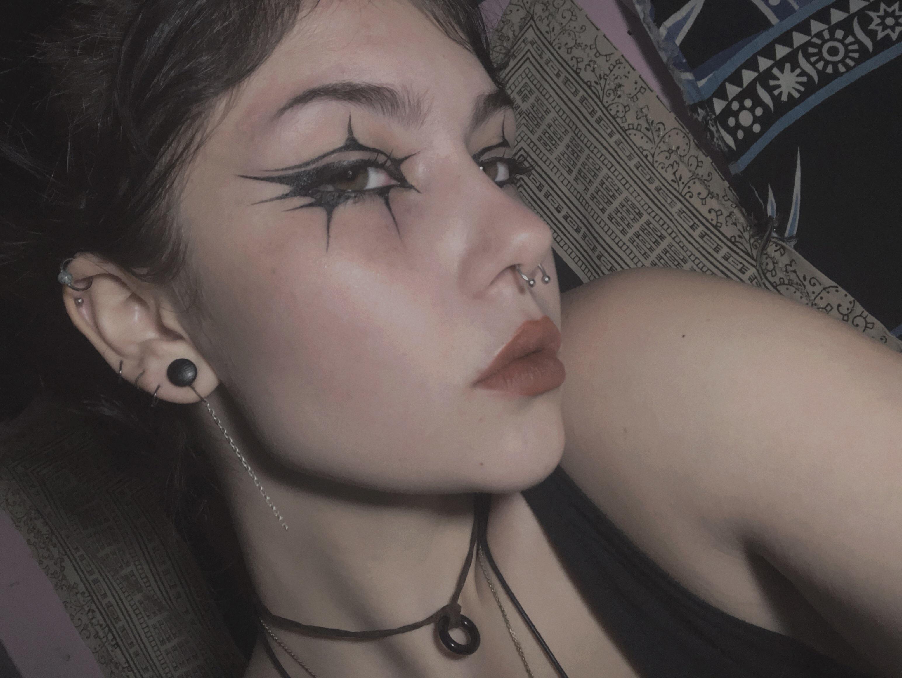 four hours later....🌙 | Scrolller