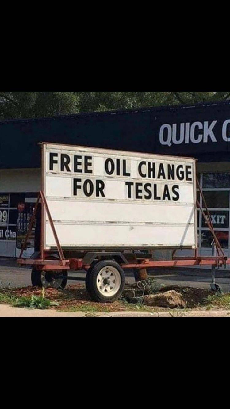 FREE OIL CHANGE!! | Scrolller