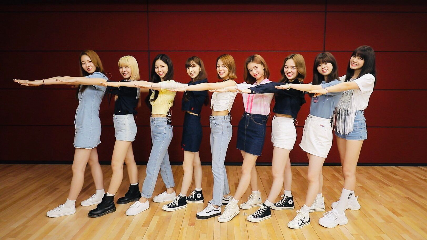 Friday, July 24 "NiziU Special Interview" First on TV! Exclusive Sukkri interview with 9 debut ...