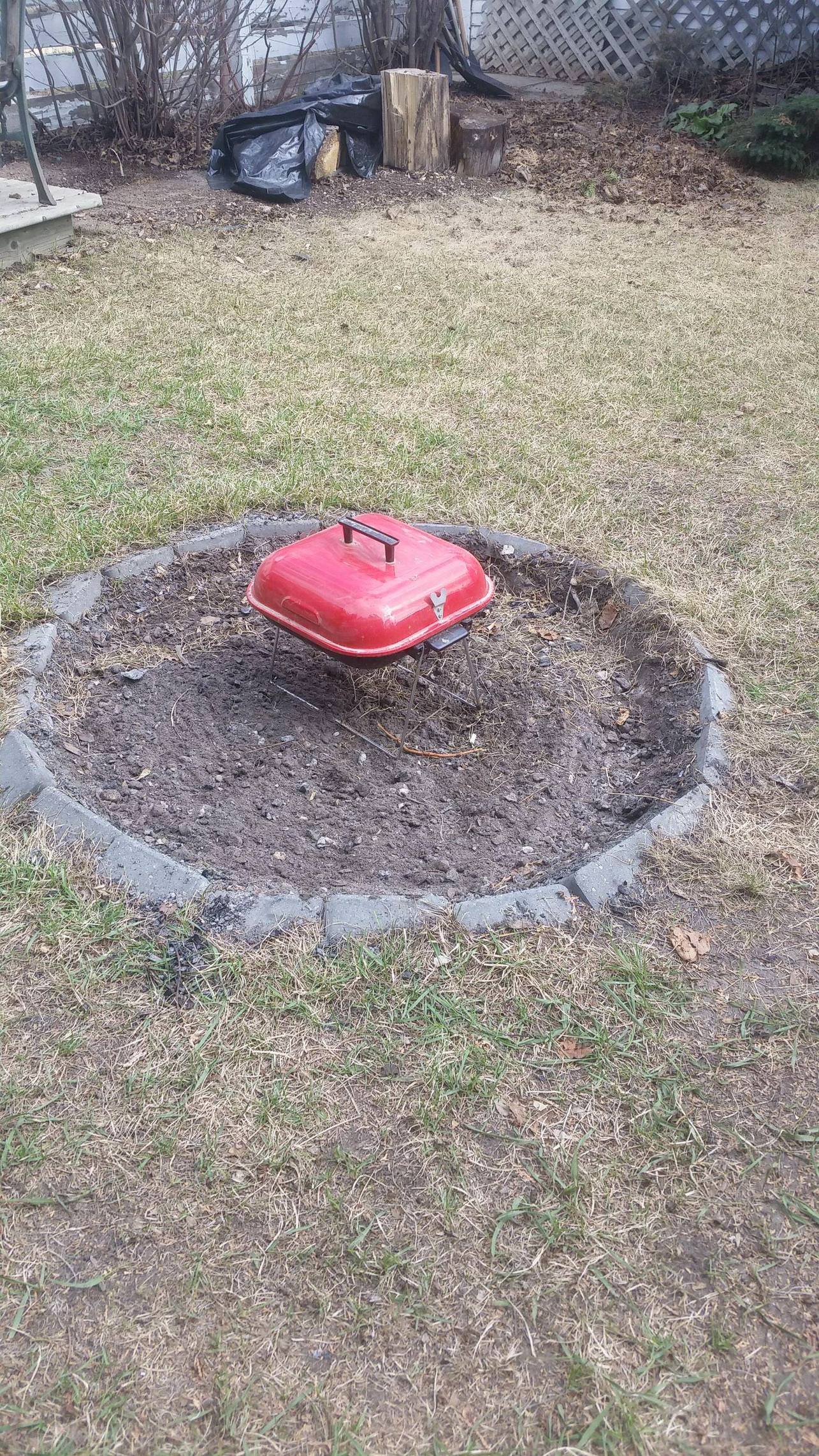 Friend just installed his new BBQ | Scrolller