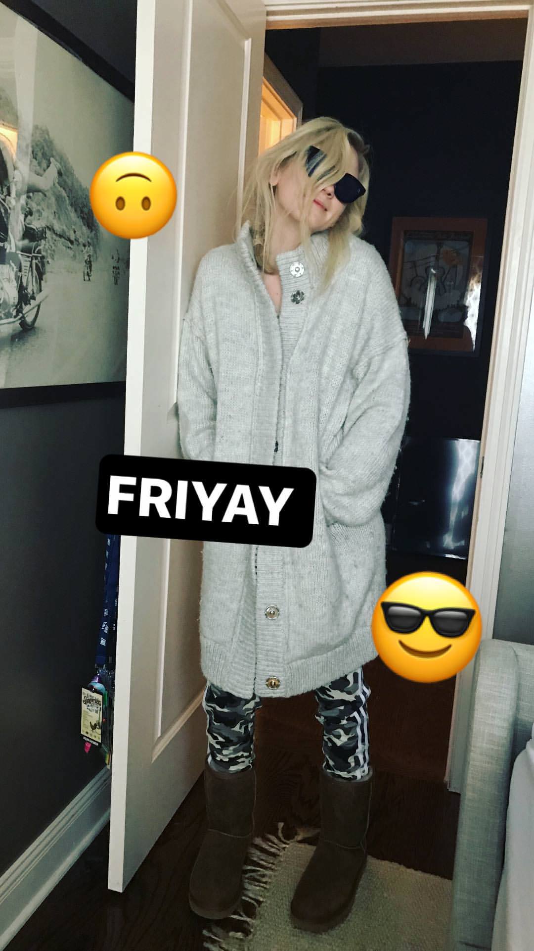 Friyay. 🙃😎 | Scrolller