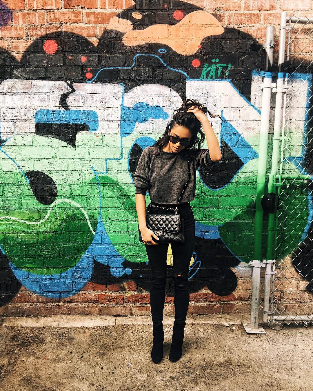 Front of a graffiti wall | Scrolller