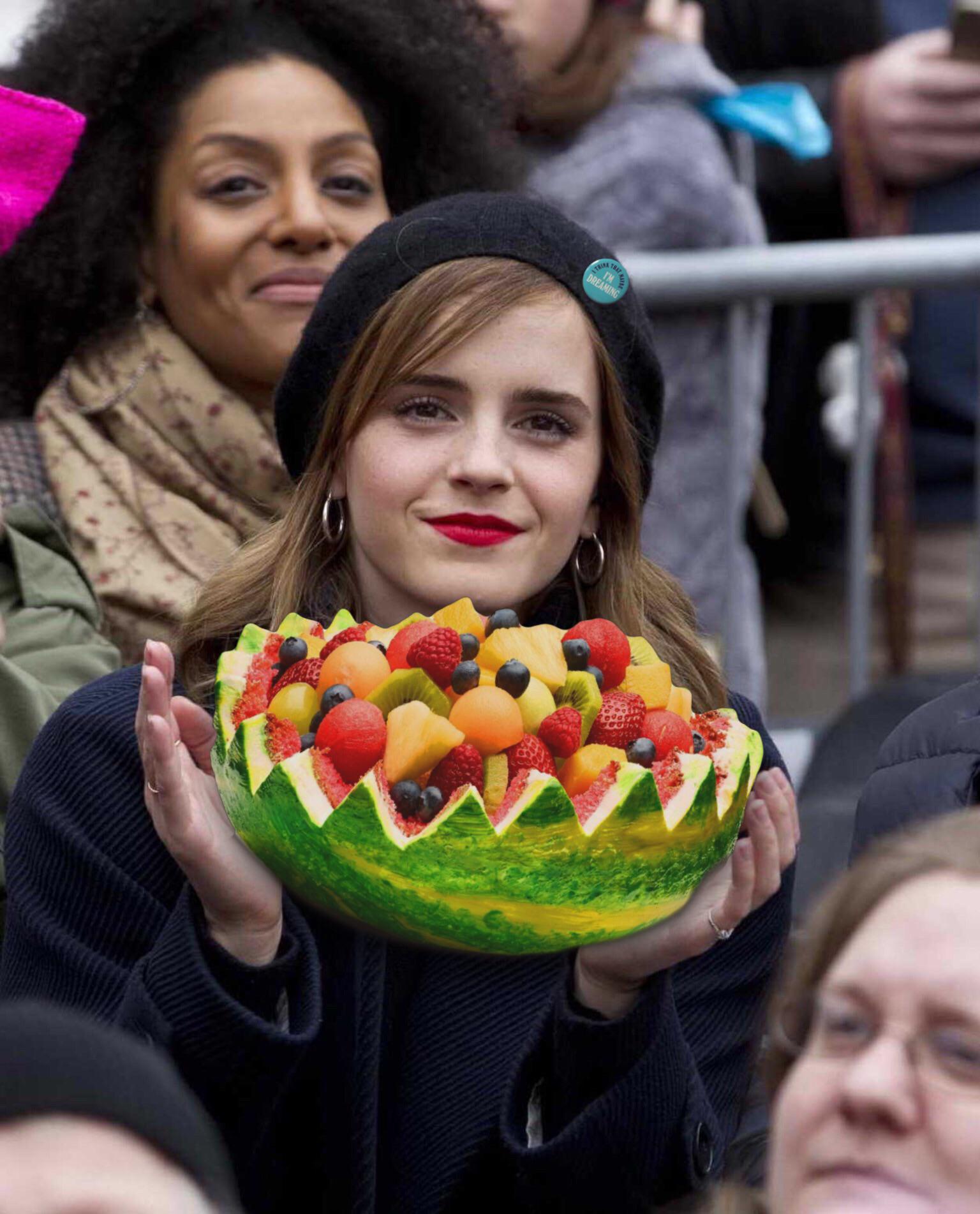 Fruit at the bottom | Scrolller