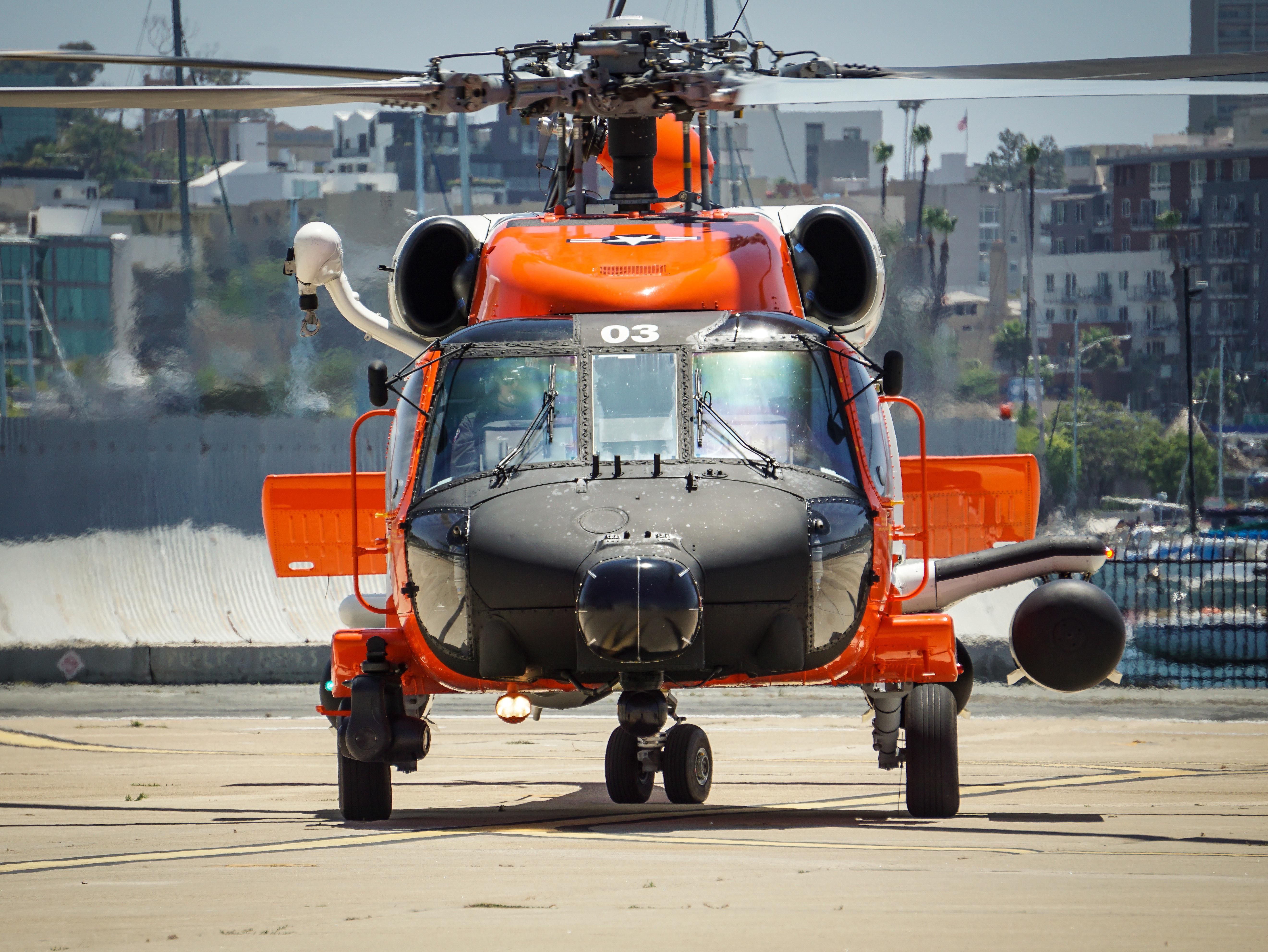 Full frontal at work. | Scrolller