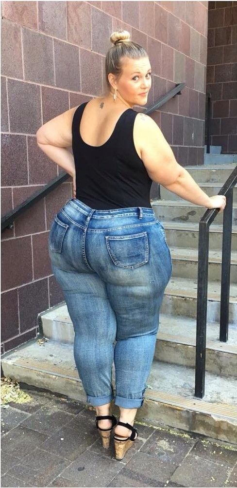 Fully-packed | Scrolller