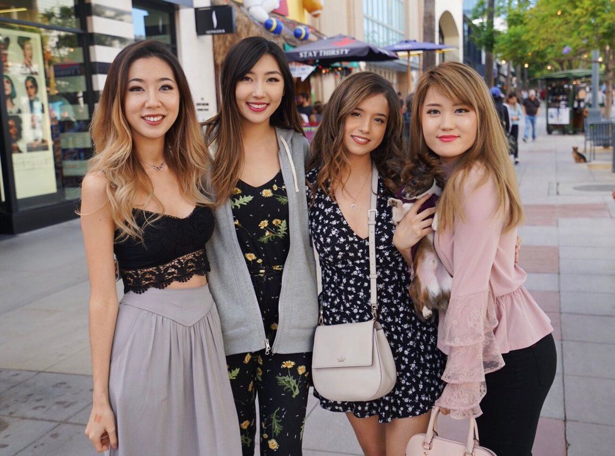 Fuslie, Janet, Poki and Kimi | Scrolller