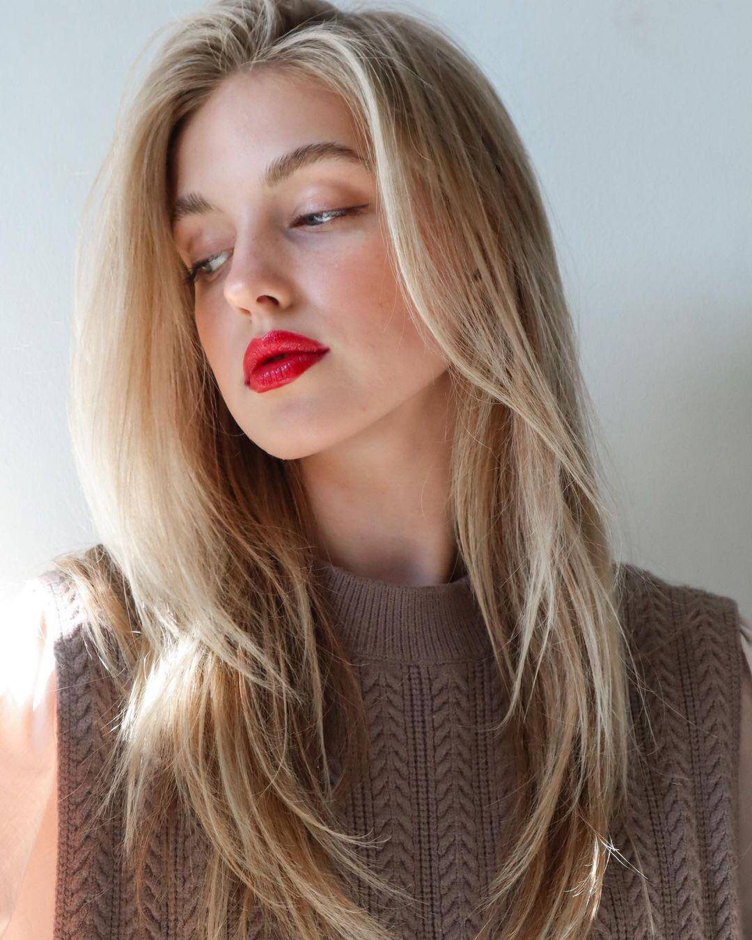 Gabby C Thomas | Scrolller