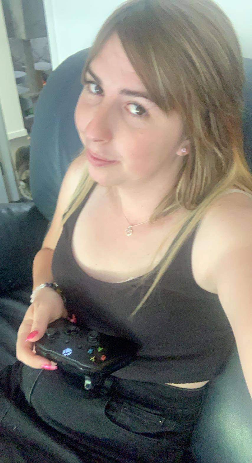 ️ Gamer Girl ️💍 Scrolller