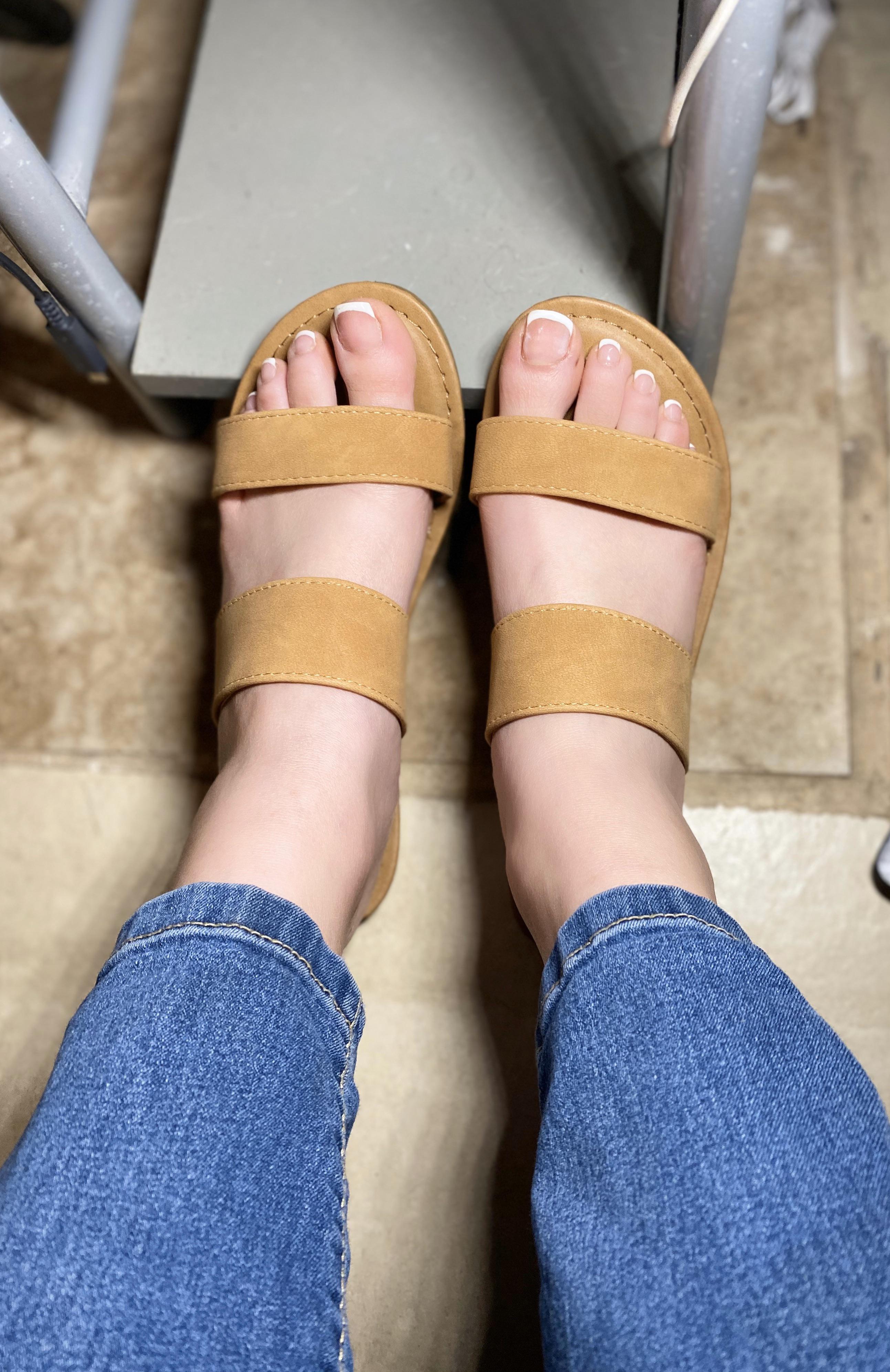 Gamer girl getting these nice and well worn ;) | Scrolller