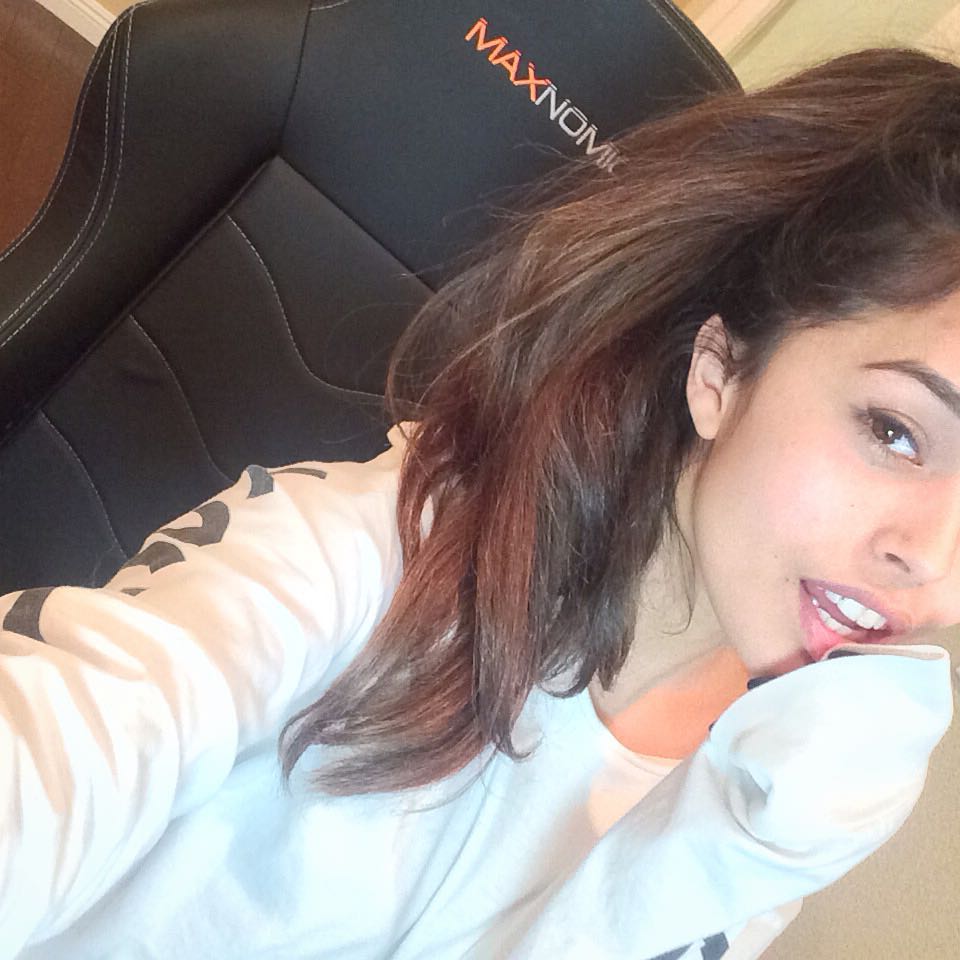 Gaming Chair | Scrolller