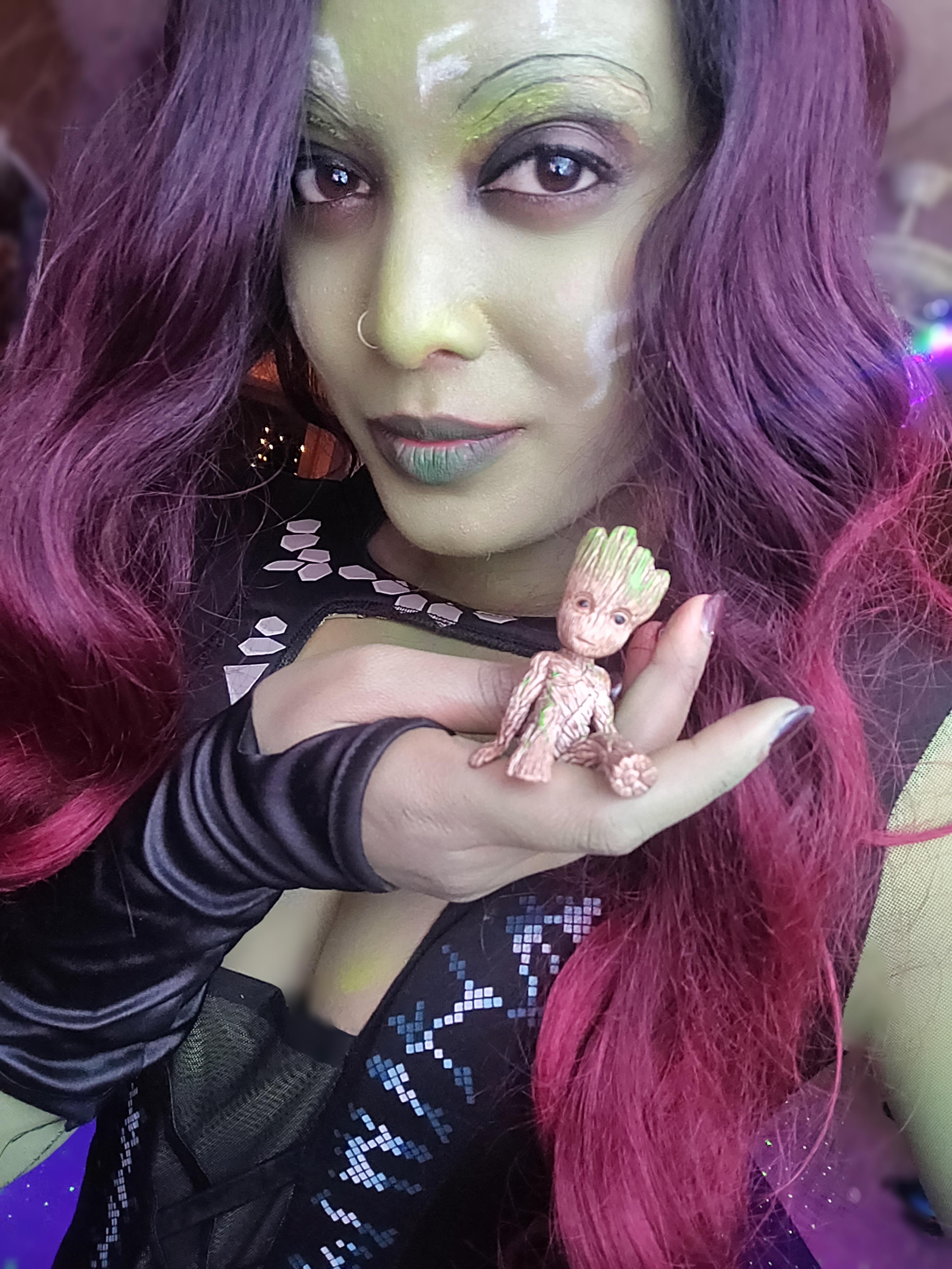 Gamora and baby Groot! By Sindielyn [self] | Scrolller