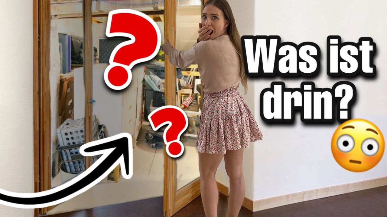 Geile Beine...den Rock hochziehen und am Arsch lecken