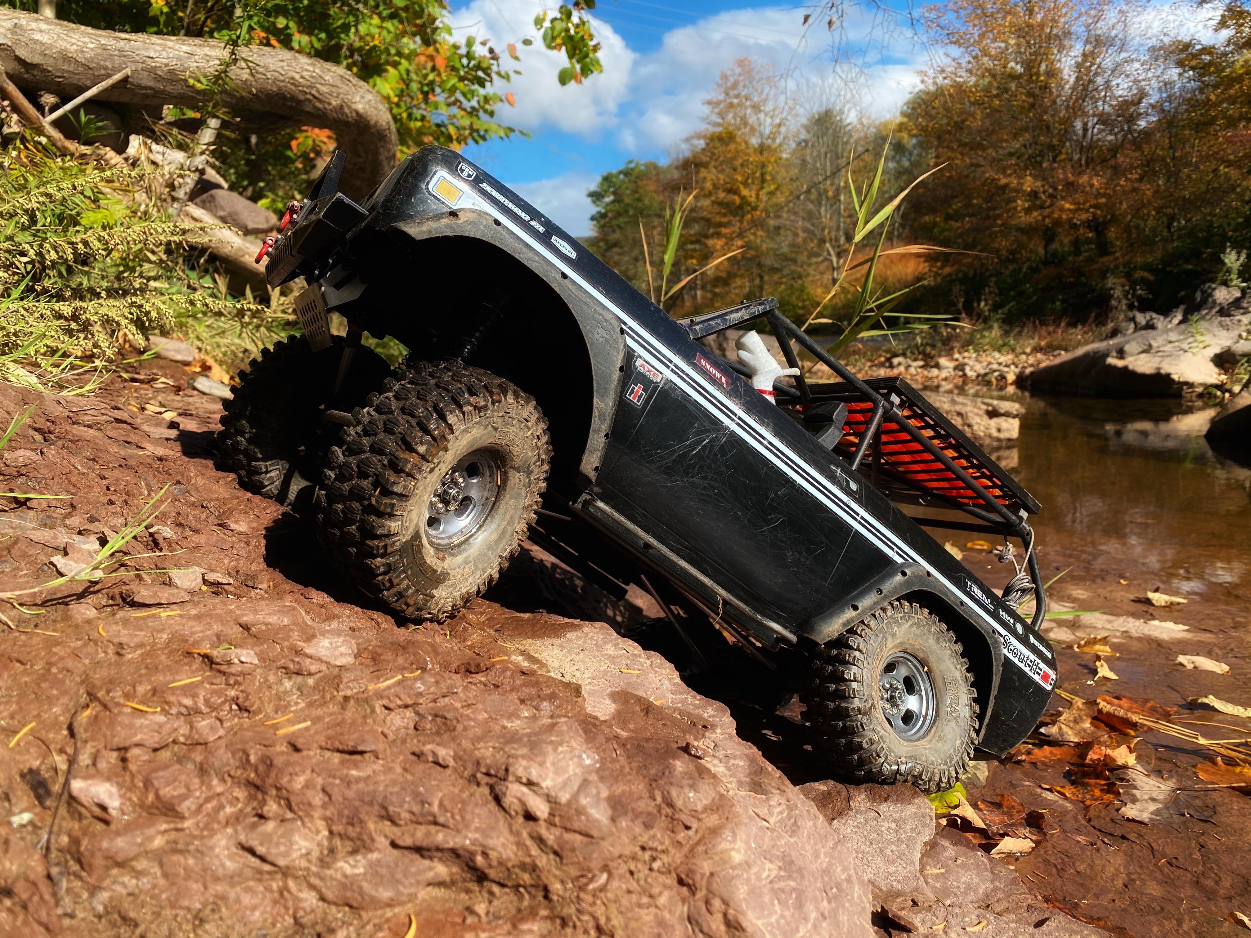 Gen8 Axe Climbing Out | Scrolller