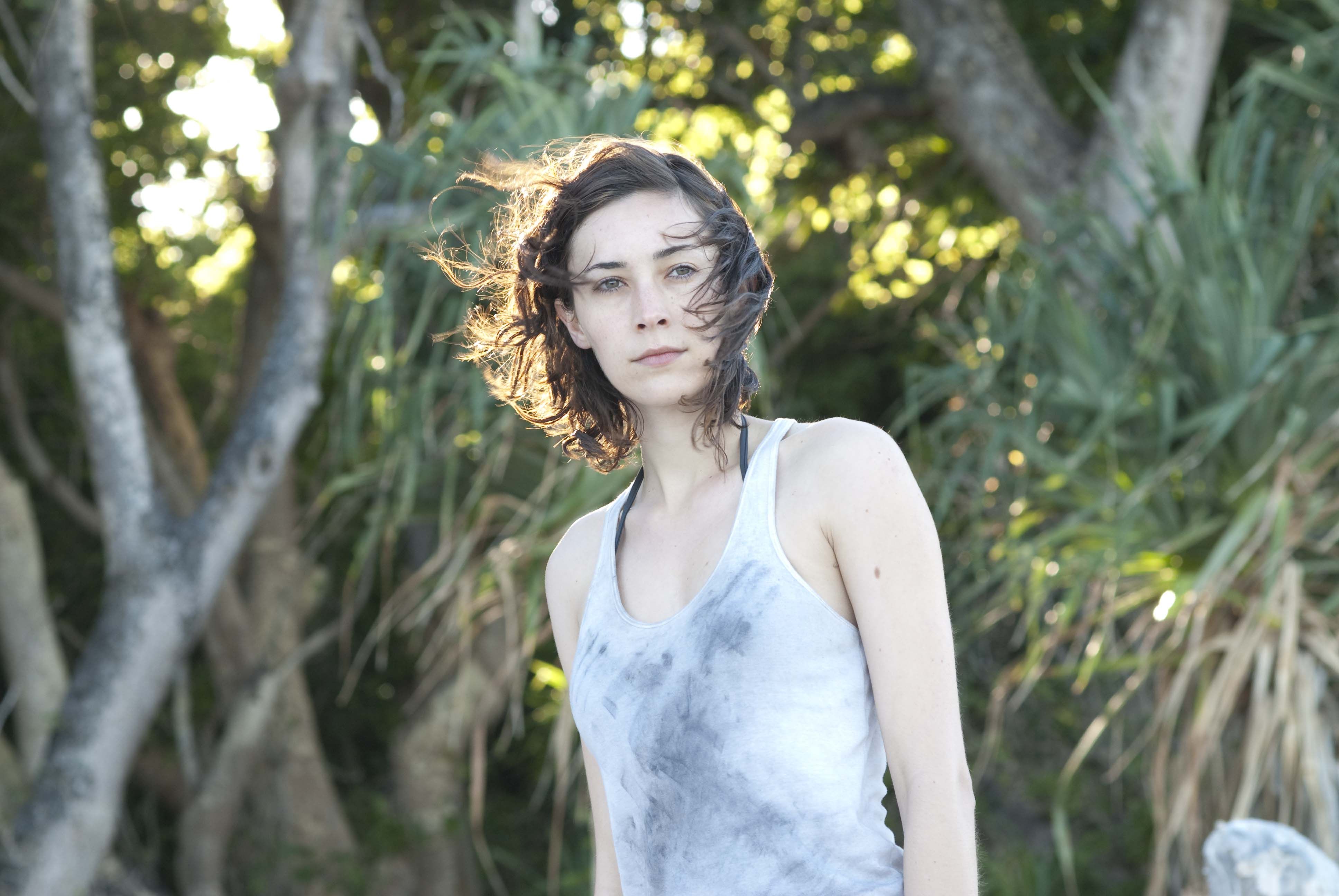 Geraldine Hakewill Scrolller