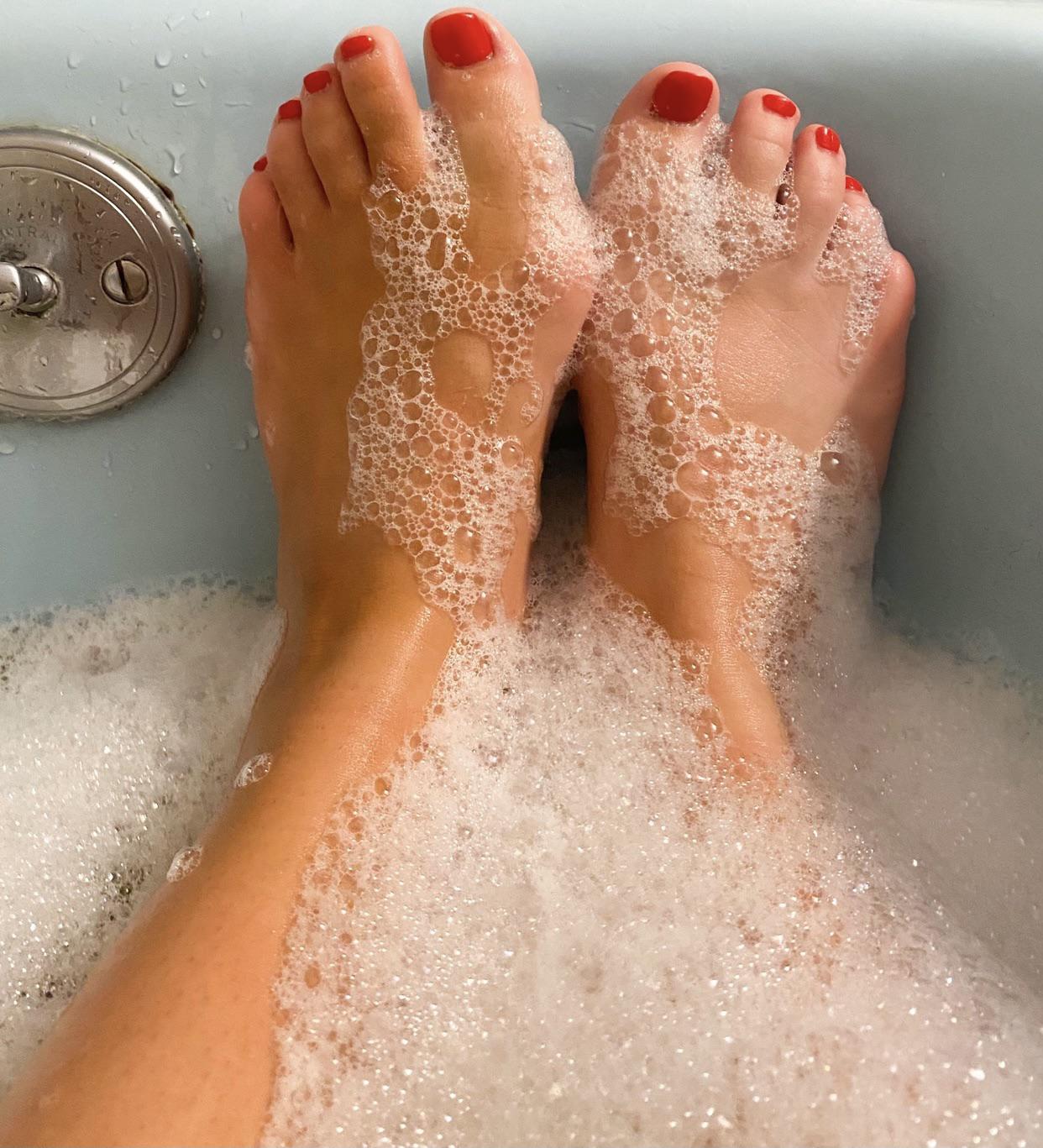 getting all soaped up and clean 🥺🥺🧼 | Scrolller