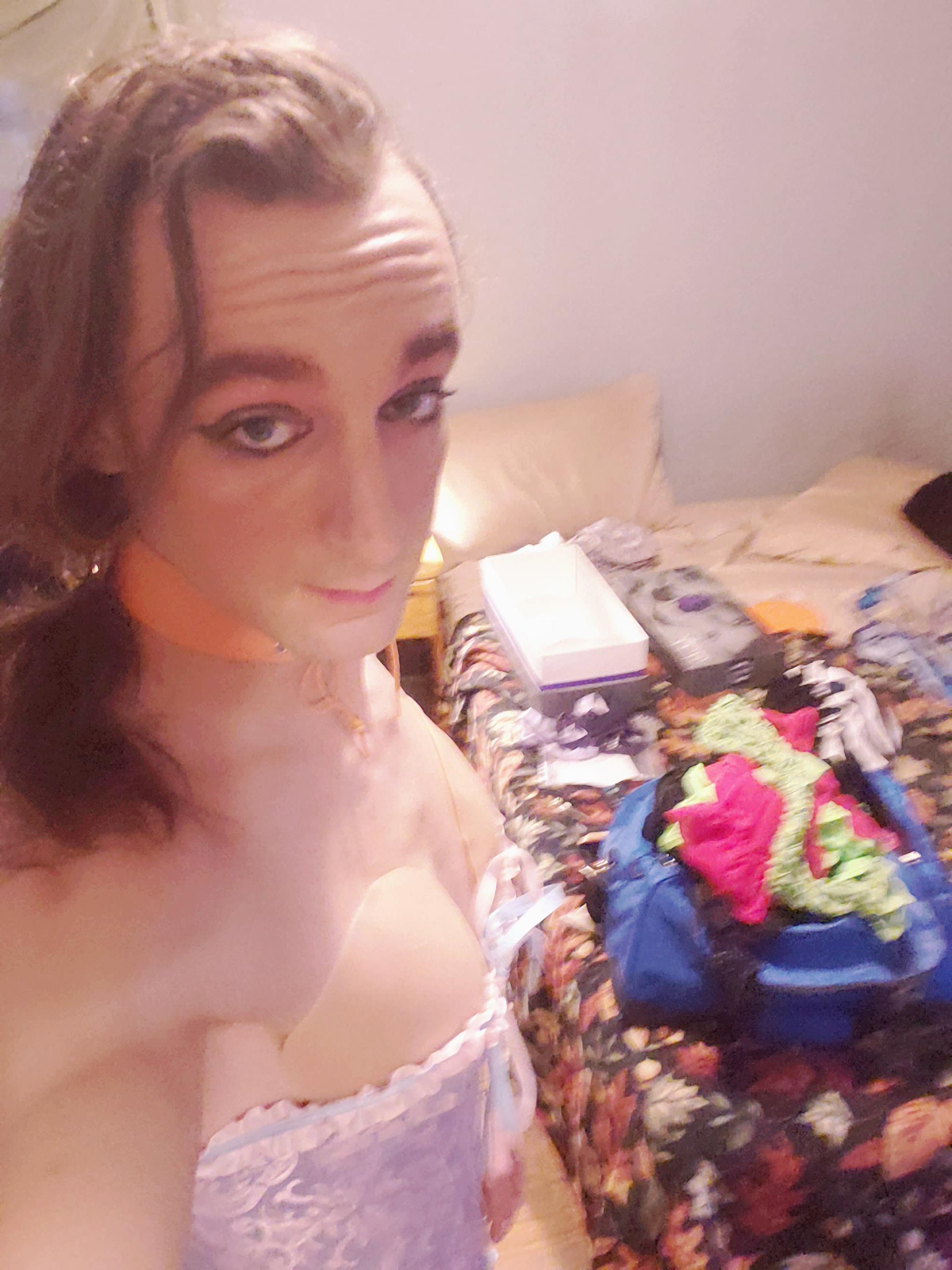 Getting better at makeup | Scrolller