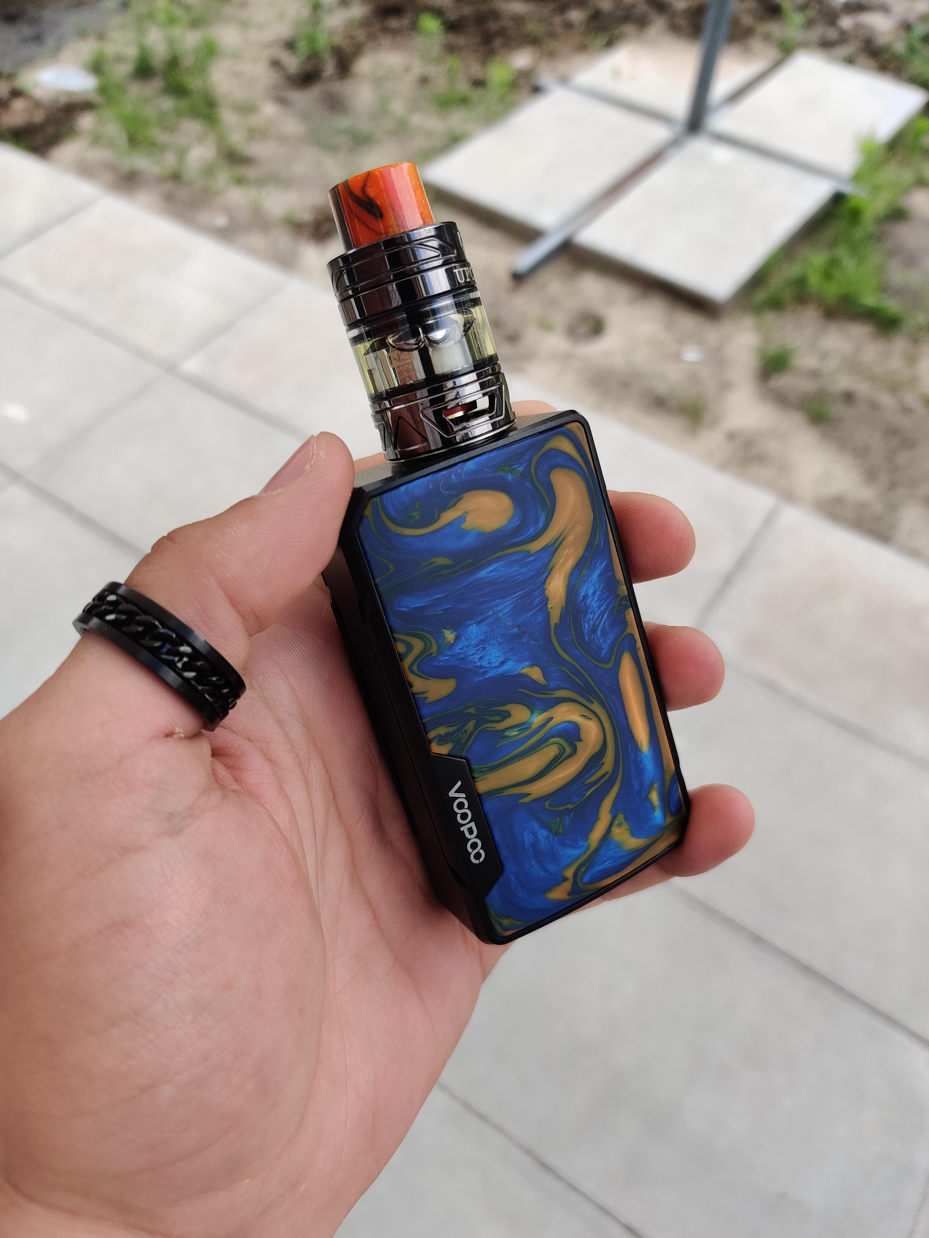 Getting married in a few hours handcheck! | Scrolller