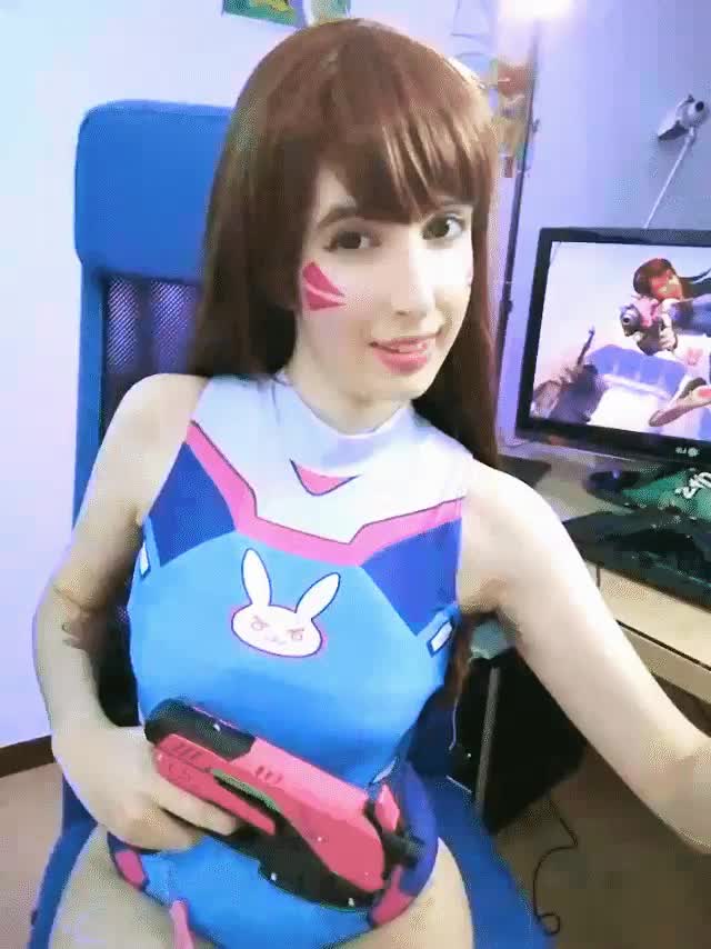 GIF! Dva, ready to play! Are you ready to be nerfed? ;) | Scrolller