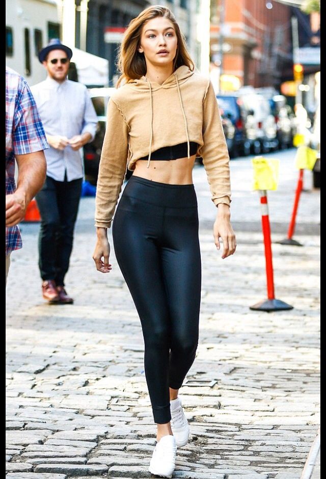 Gigi casually roaming through NYC! 😍 | Scrolller