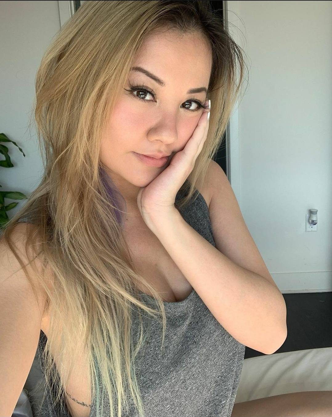 Gina Darling | Scrolller