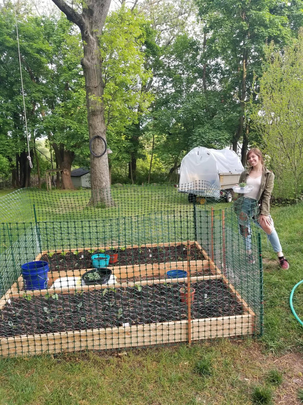 Girl and her garden | Scrolller