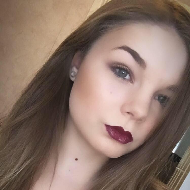 Girl in my class | Scrolller