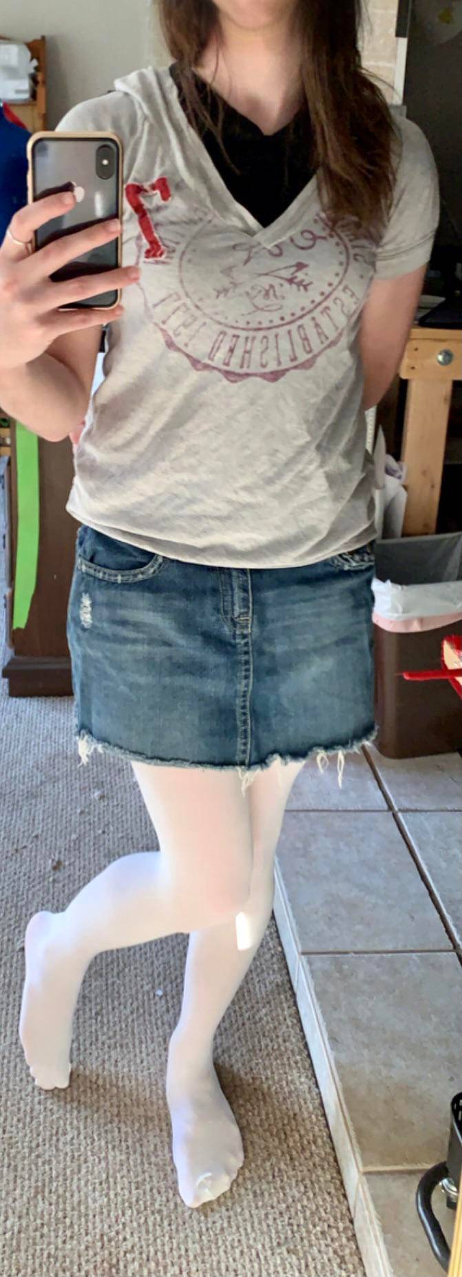 Giving tights a try. | Scrolller