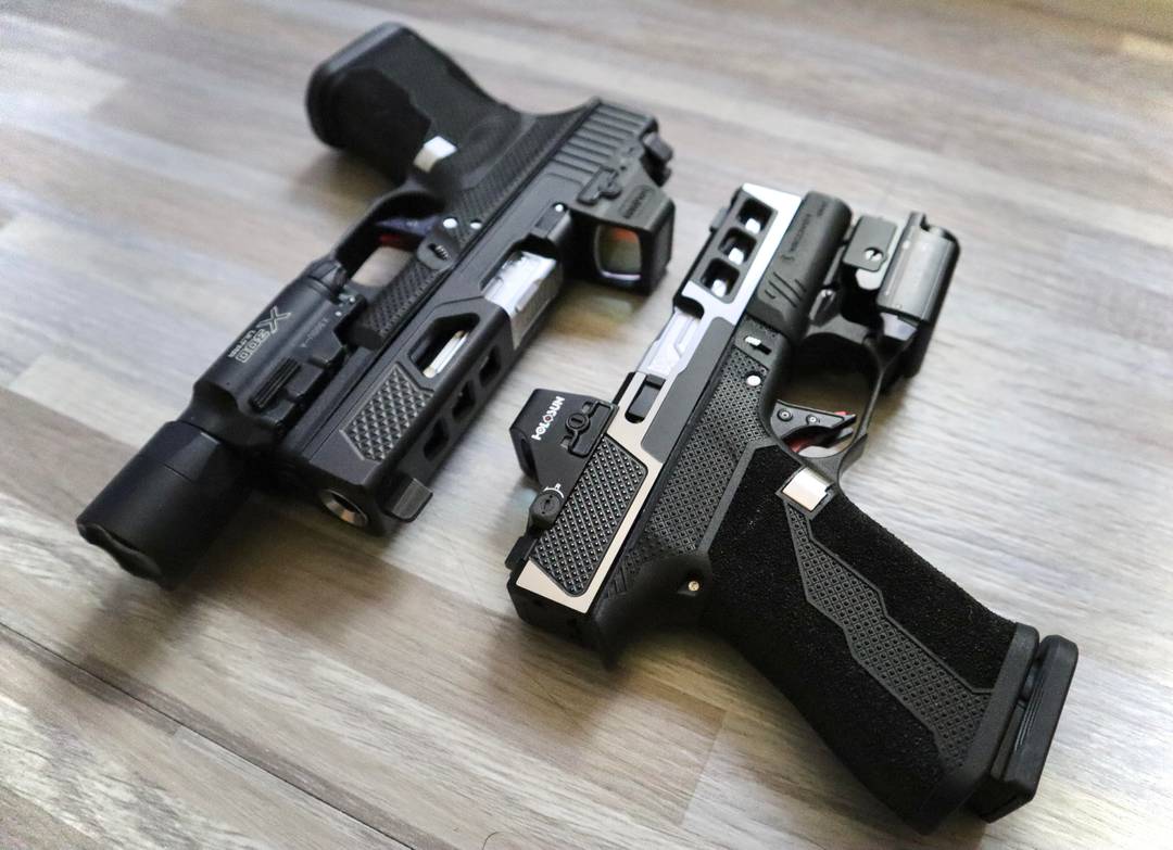 Glock 19 twinning with the 43x | Scrolller