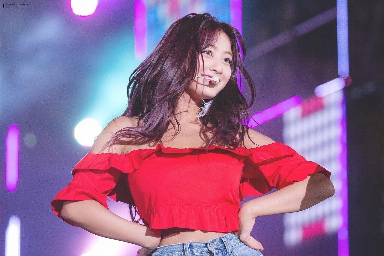 God Jihyo Slays in Red | Scrolller