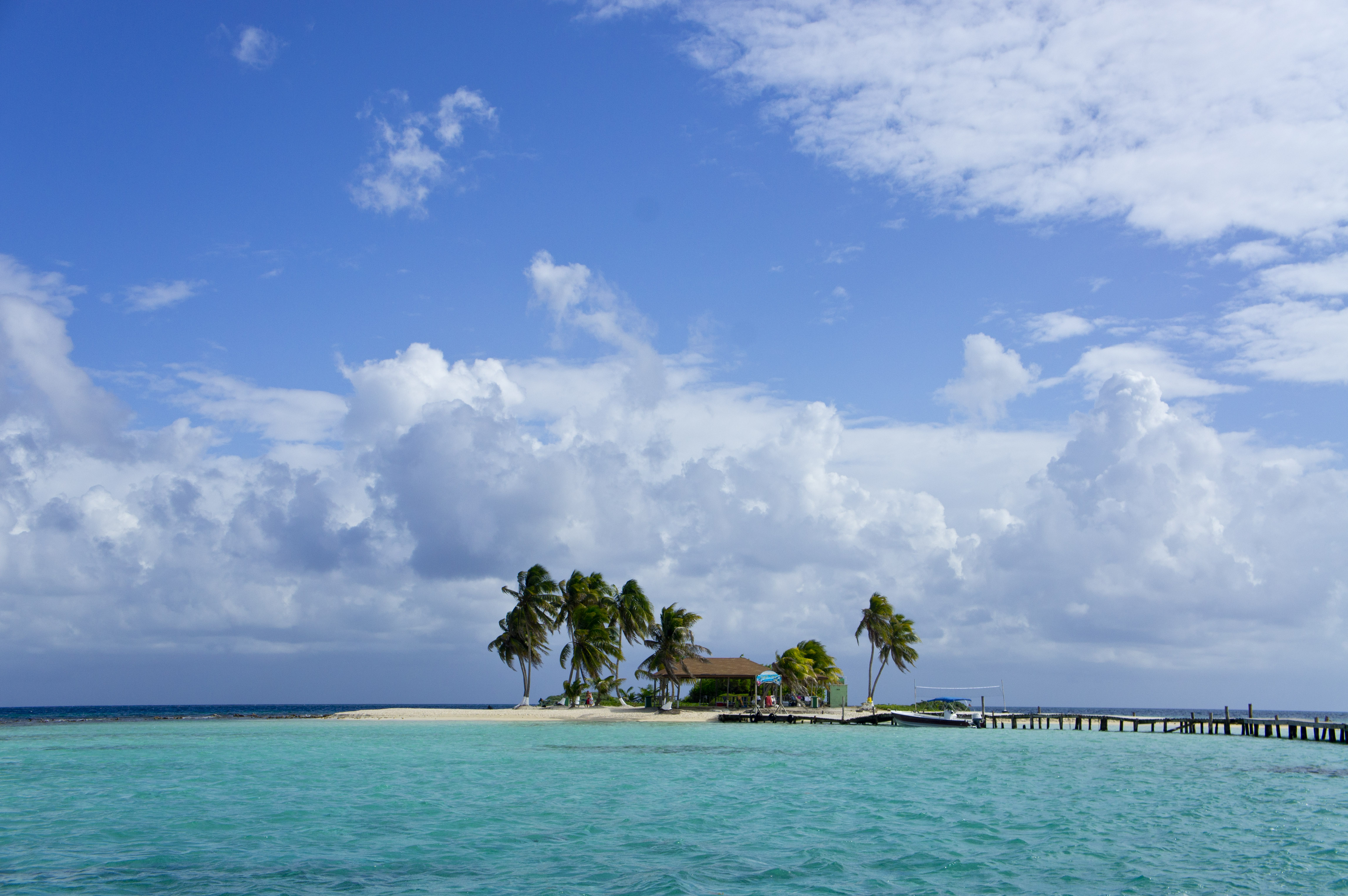 Goff's Caye, Belize [OC] [4592x3056] | Scrolller