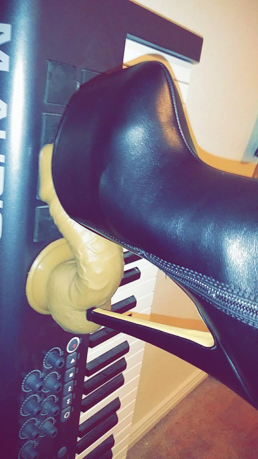 Going to break you under my boots | Scrolller