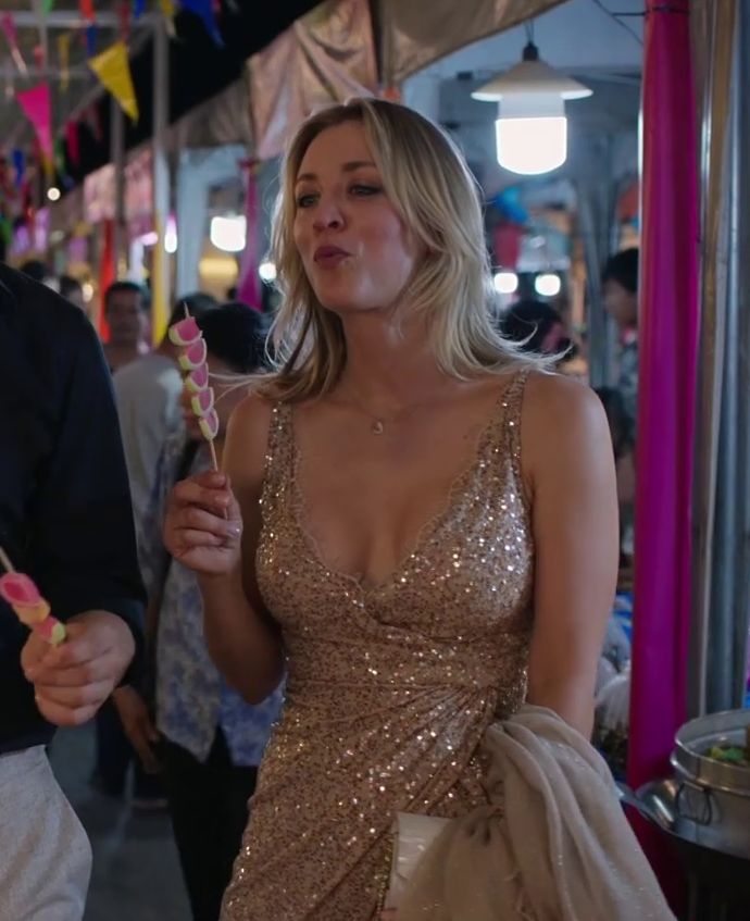 Gold Dress | Scrolller