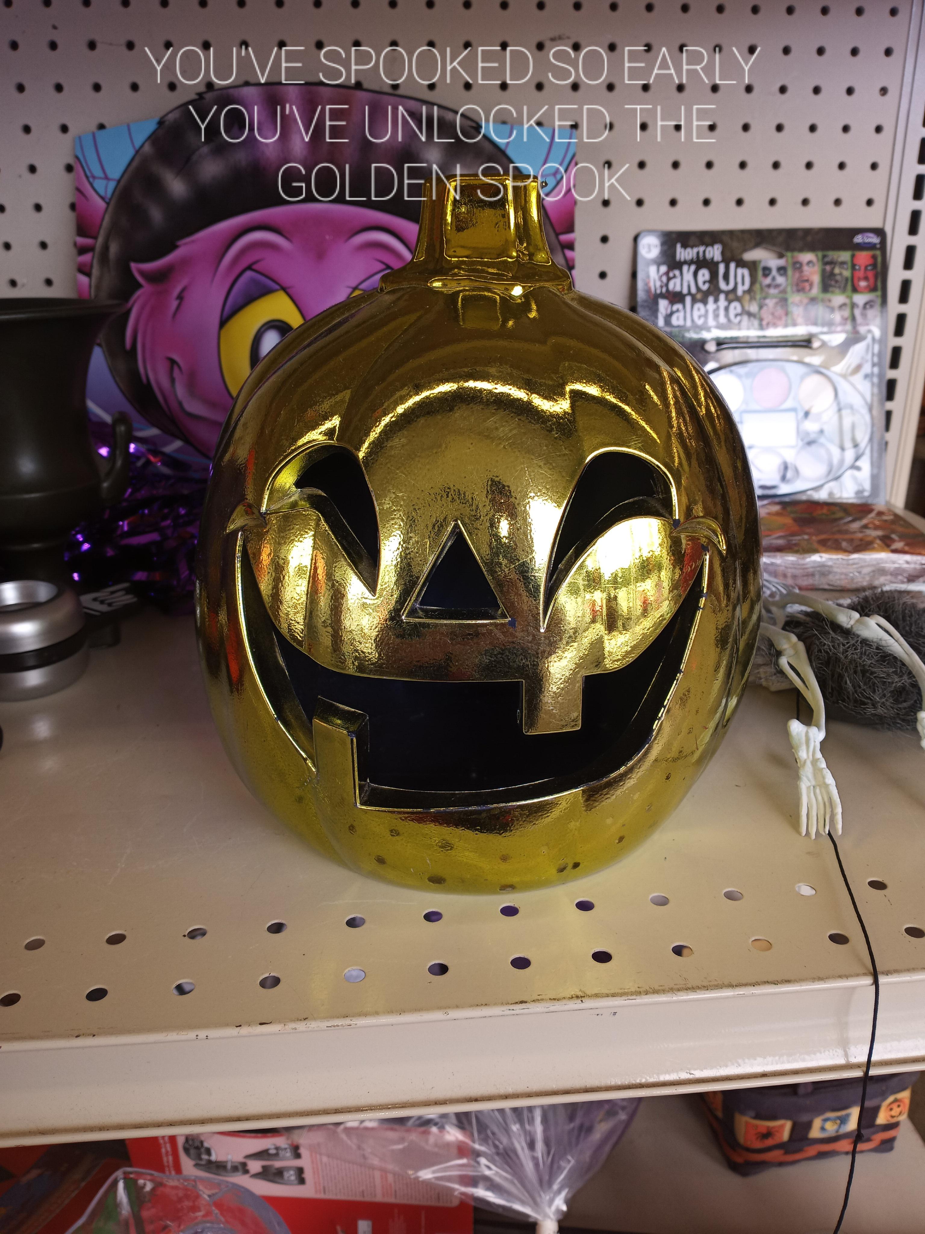 Gold spook. | Scrolller