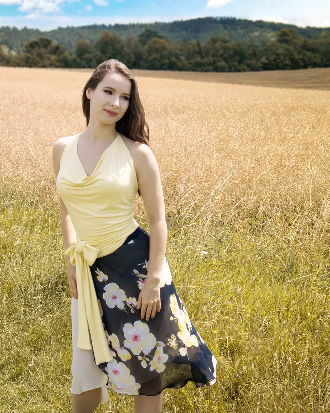 Golden fields | Scrolller